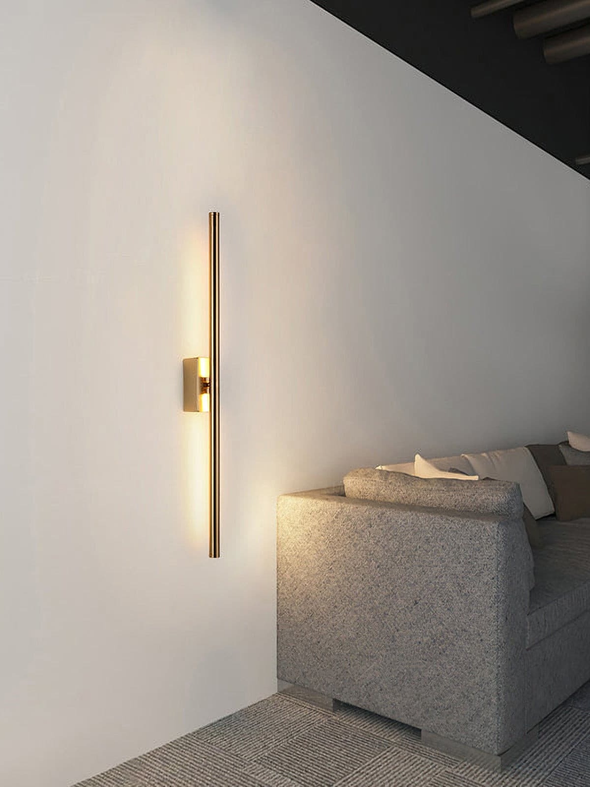 Linear Modern Sconce