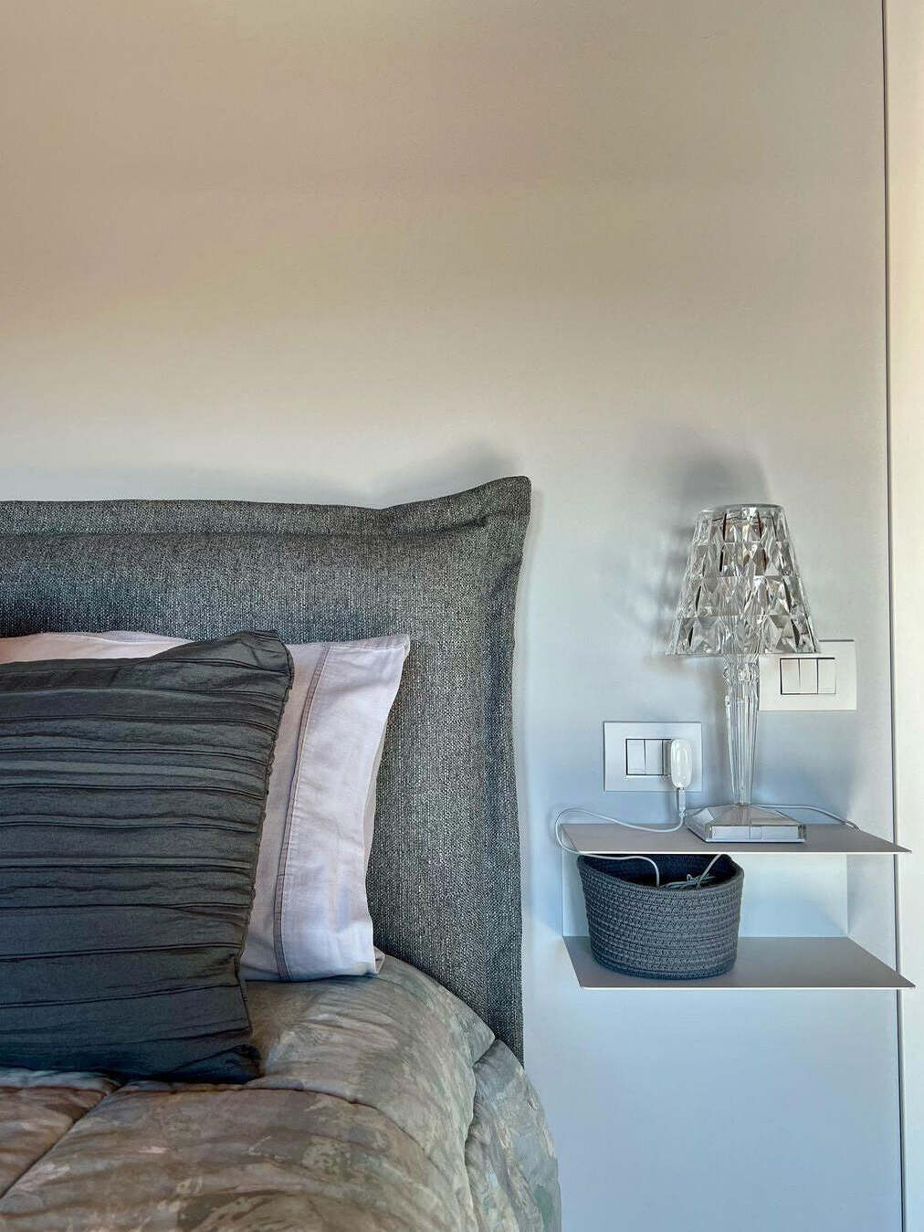 Sparkle Glam Table Lamp
