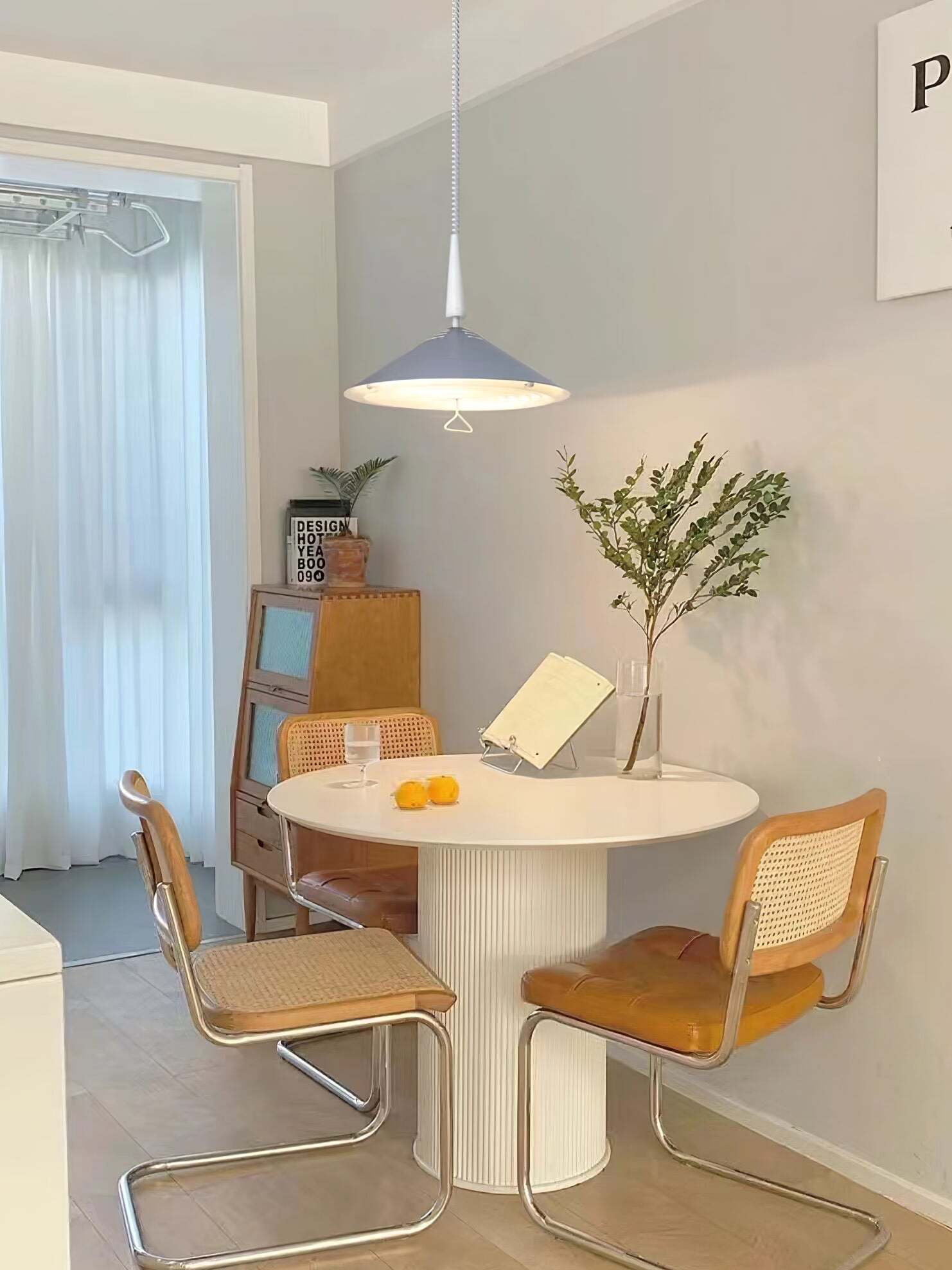 Acking’s Pendant Light