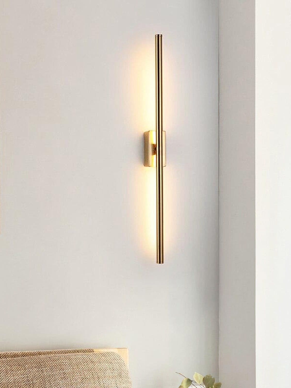 Linear Modern Sconce