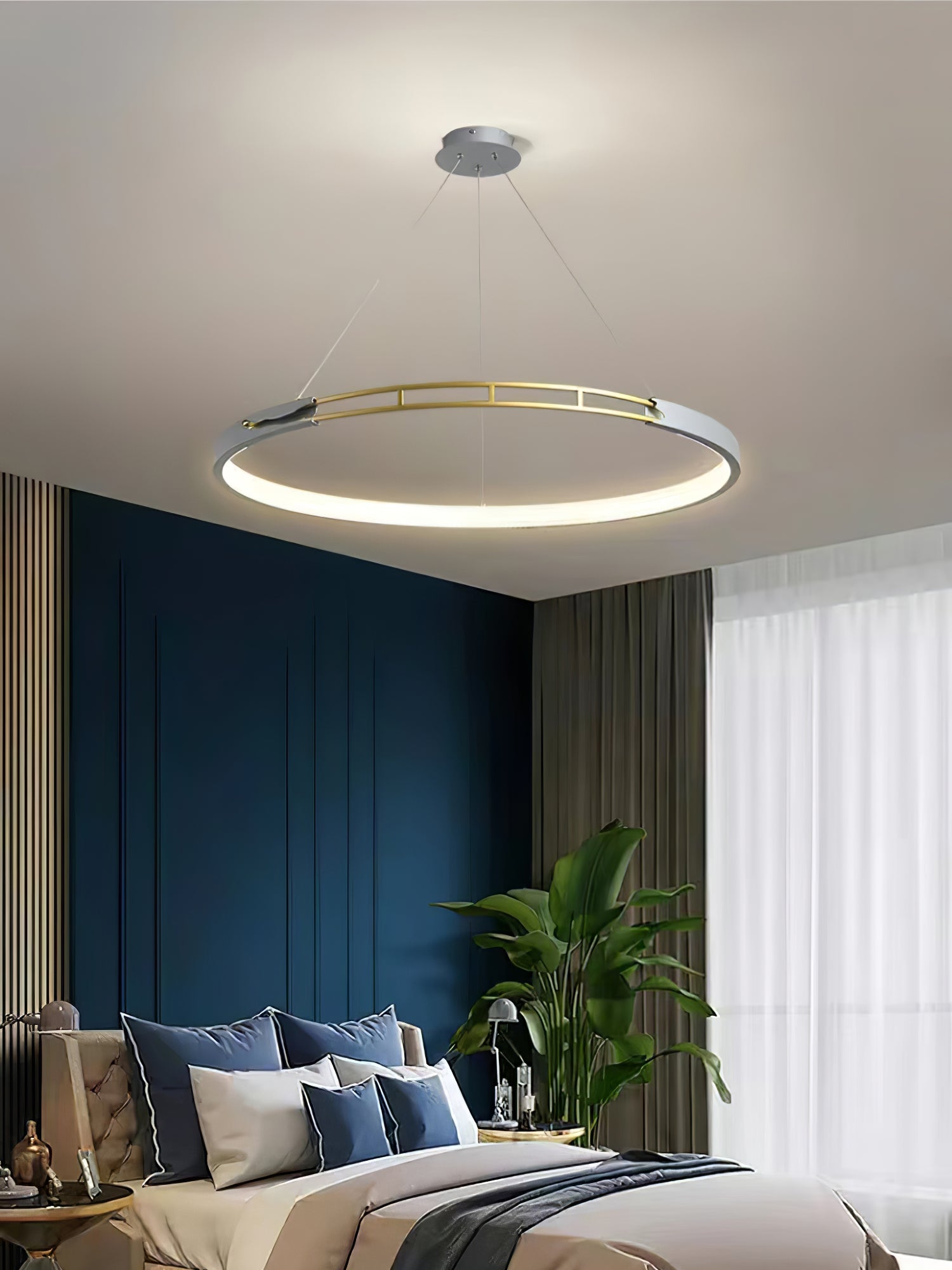 Circular Ring Pendant Light