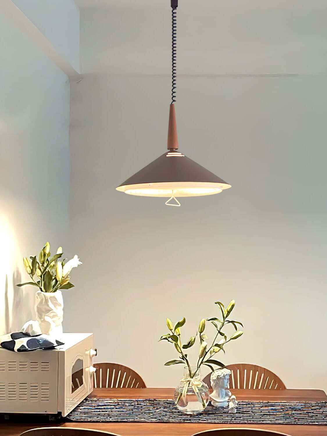 Acking’s Pendant Light