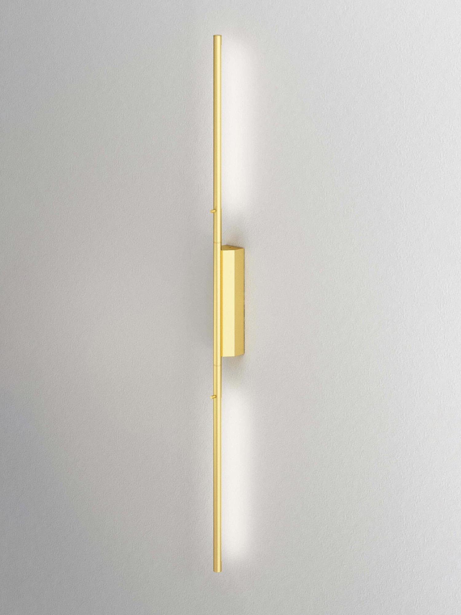 Linear Modern Sconce