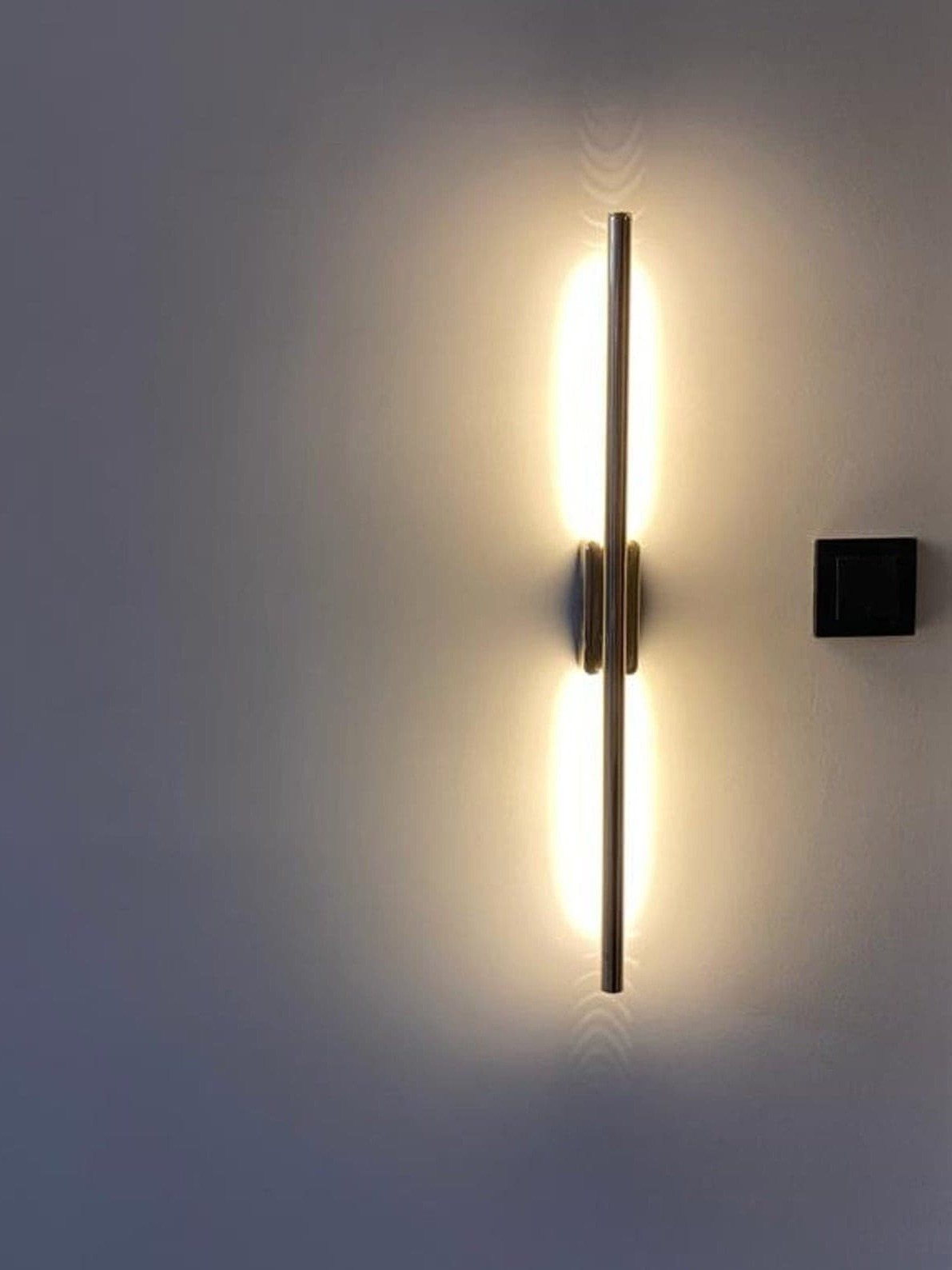 Linear Modern Sconce