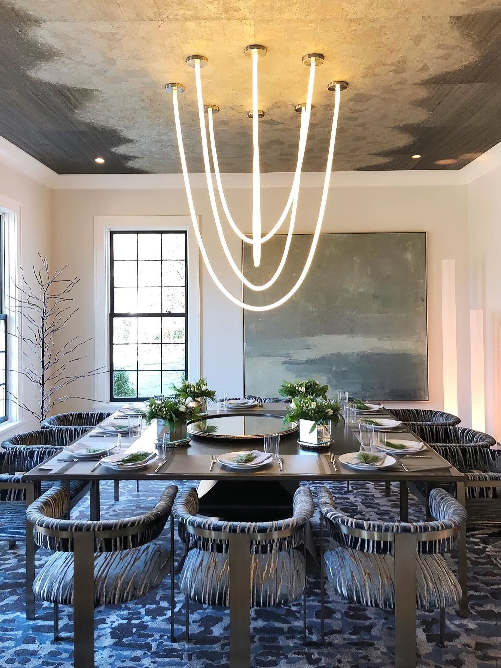 Tracer Loop Pendant Light