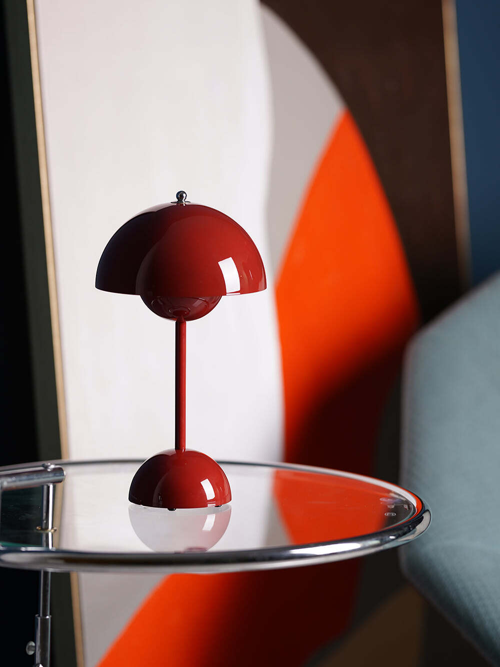 Flower Bud Charge Table Light