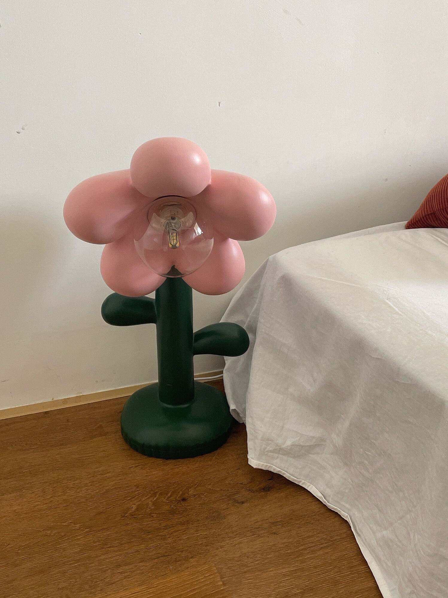 Flower Shape Table Lamp